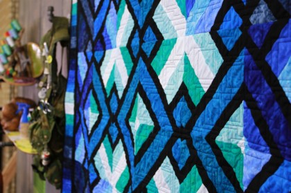 3 Dudes Quilt – Man Sewing